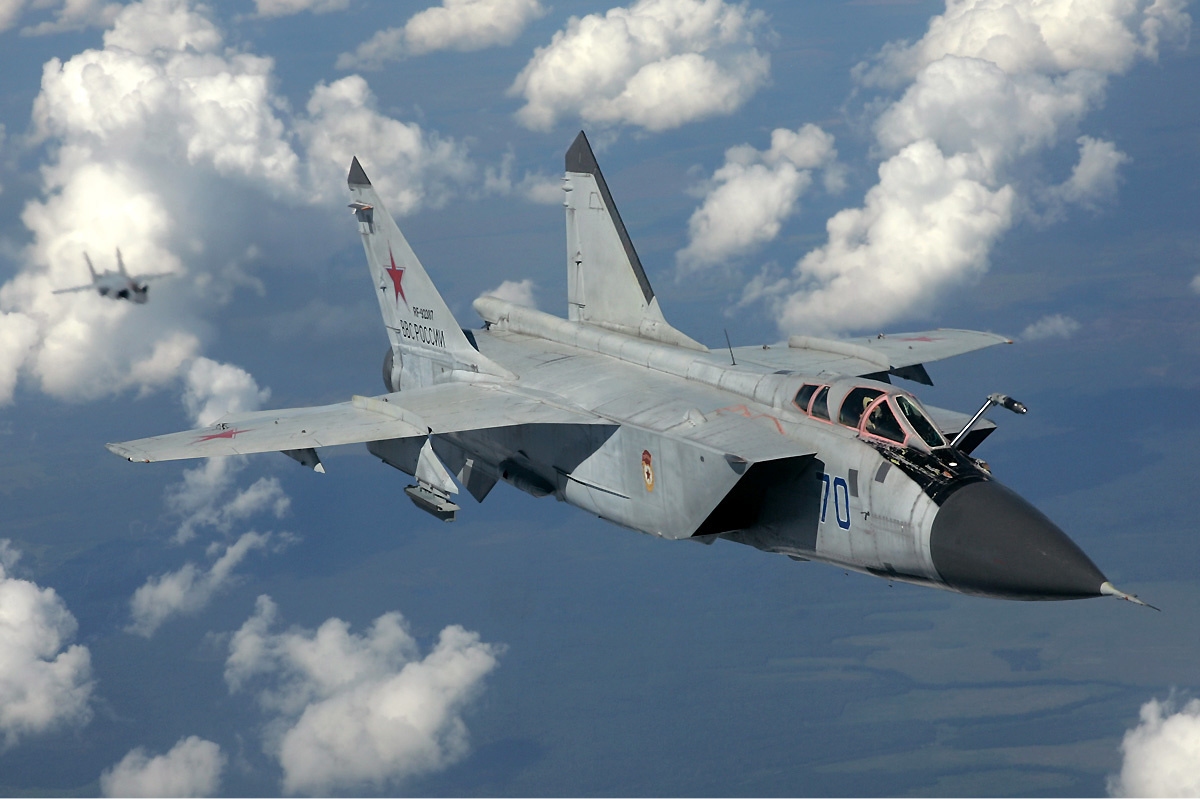A Russian MiG-31 was shot down by another Russian MiG-31