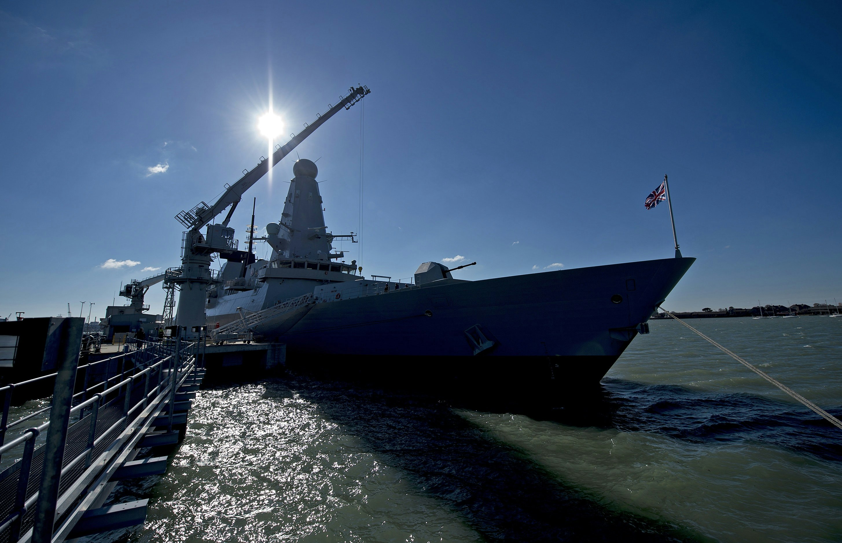 IN PICTURES: HMS Diamond being loaded with Sea Viper missiles