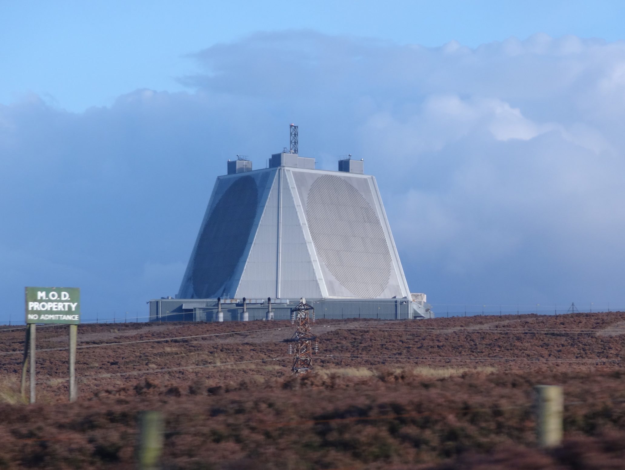 UK looks to industry for new ground-based ballistic missile defence ...