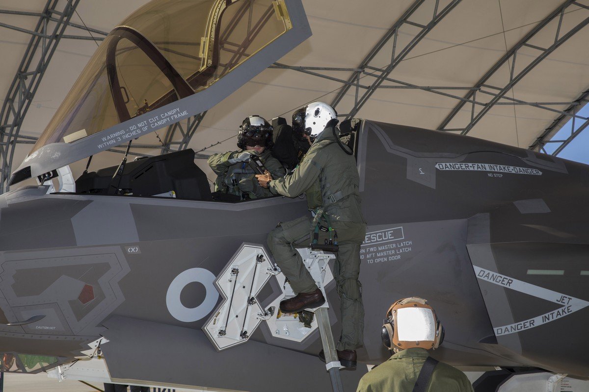 New Officer Commanding 617 Squadron takes first flight in F-35B