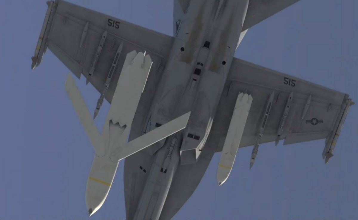 US Navy and Air Force award Lockheed Martin contract for Long Range ...