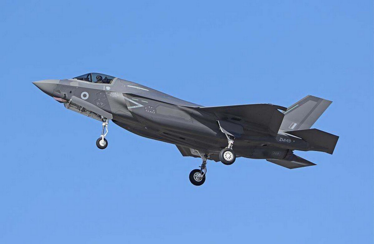 First flight of 15th British F-35B takes place