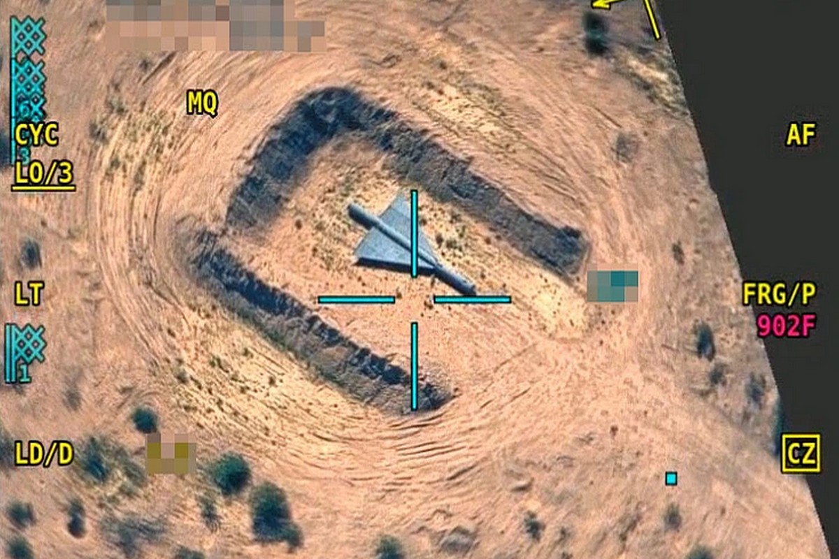 Colour LITENING targeting pod enters service