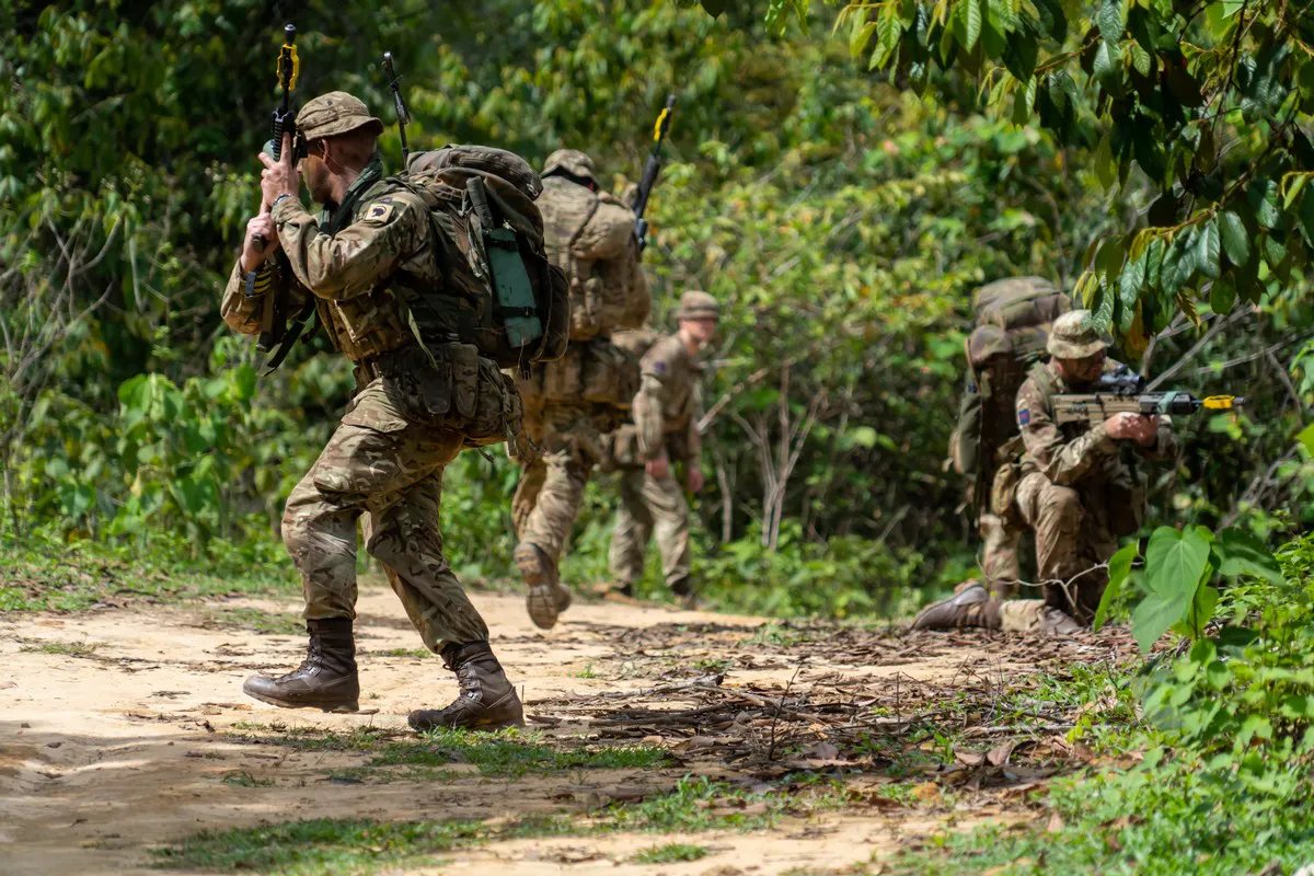 British Army conducts jungle warfare training in Thailand