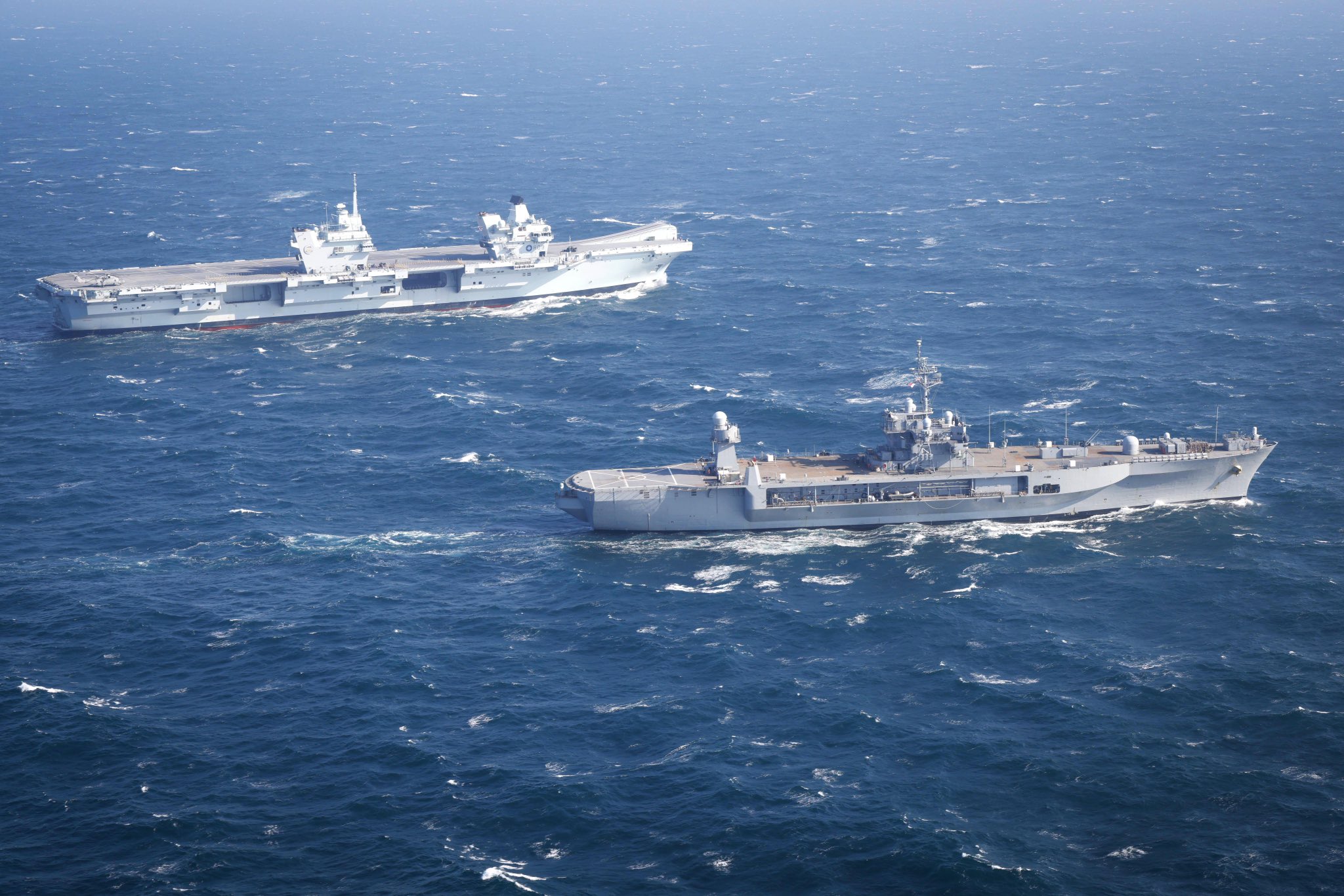 British aircraft carrier meets up with U.S. command ship