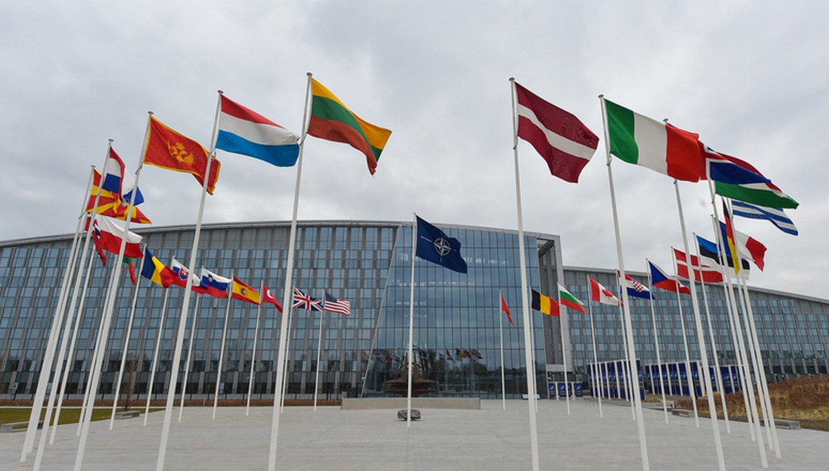 UK to prioritise NATO over EU defence initiatives