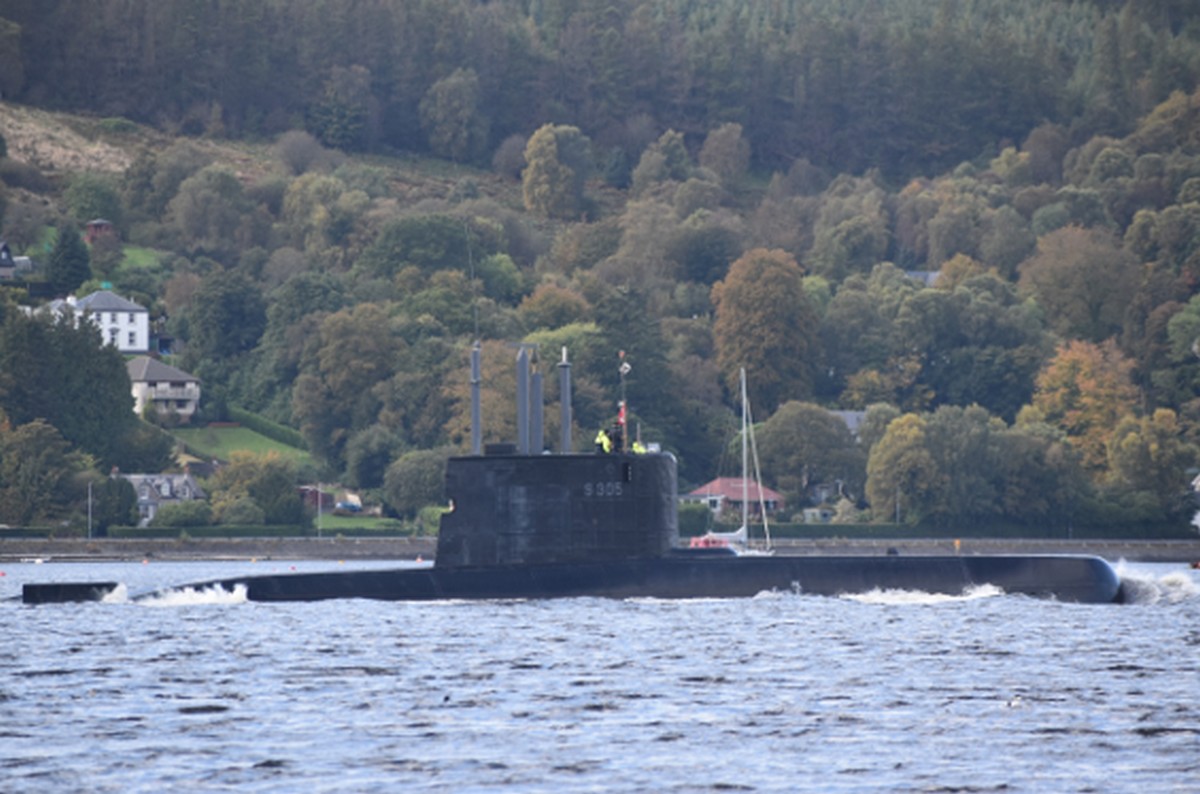Norwegian submarine visits Scotland