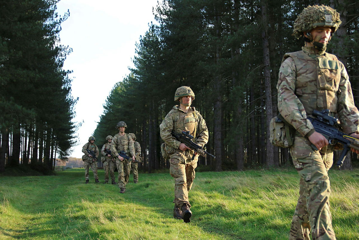 British forces to deploy to Kosovo amid tensions