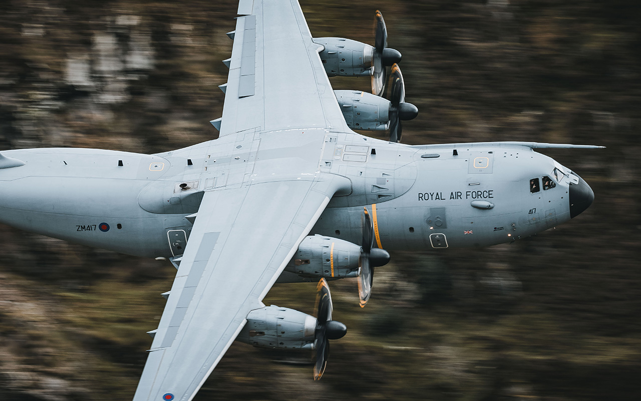 Footage shows transport aircraft flying through Mach Loop