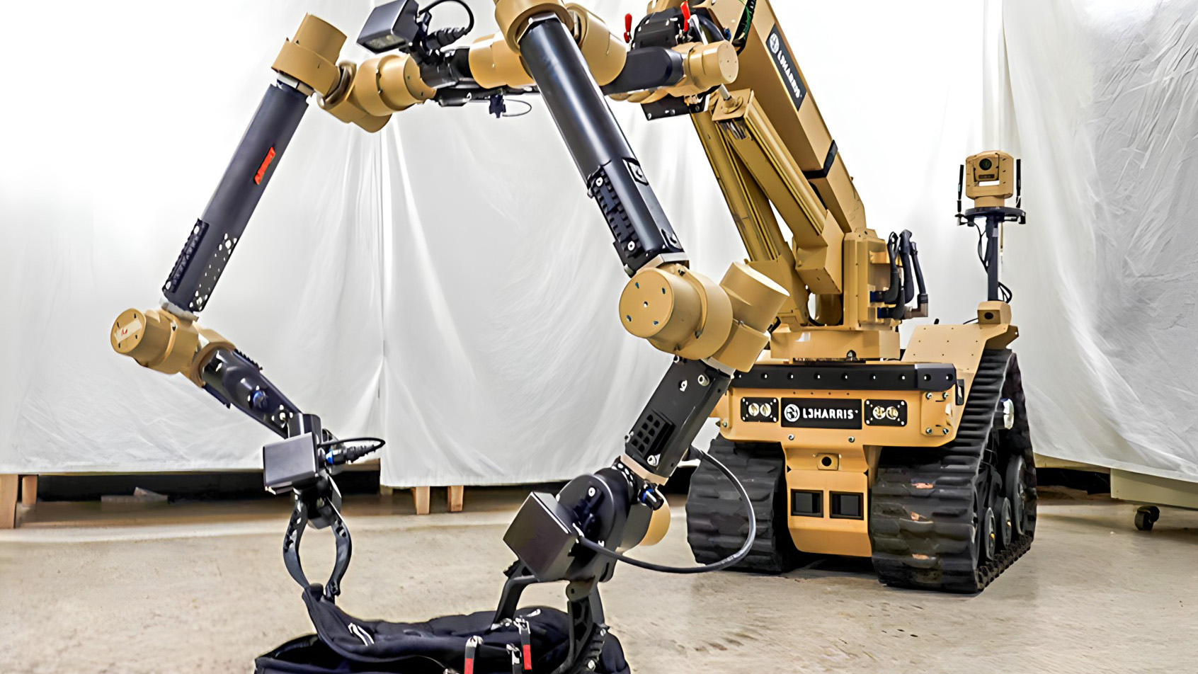 L3Harris demo dual-arm robot to Ministry of Defence