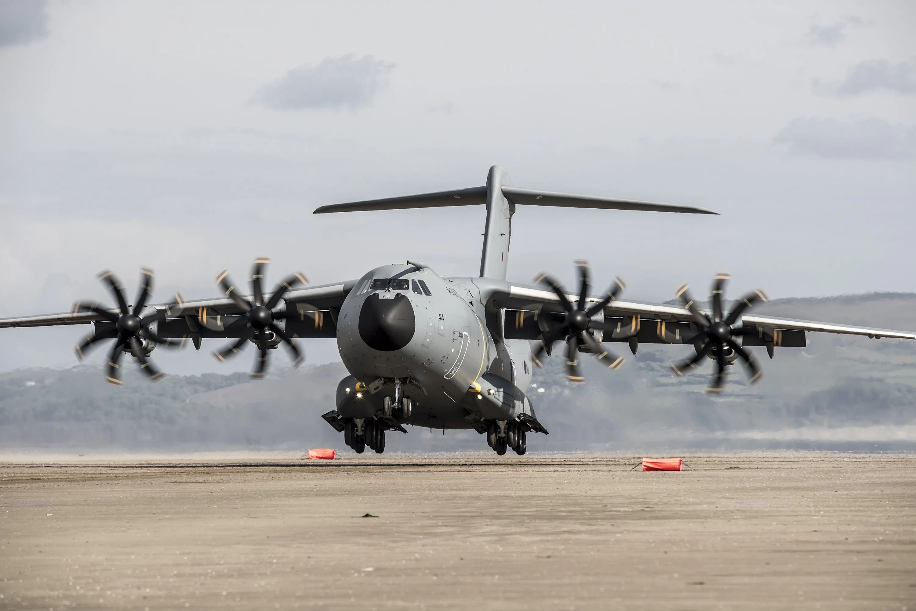 IN PICTURES: A400M Atlas conducts beach landing trials in South Wales