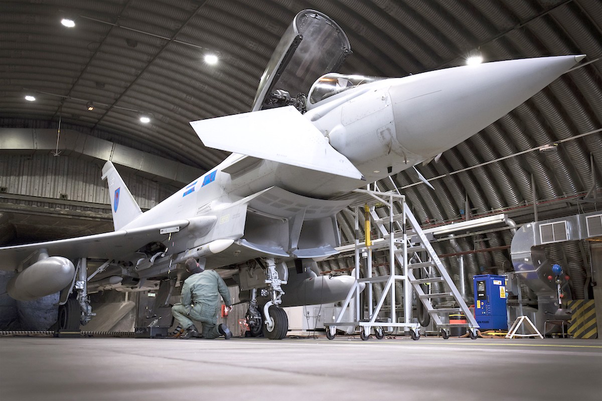 Typhoon engine work contract awarded to Rolls-Royce
