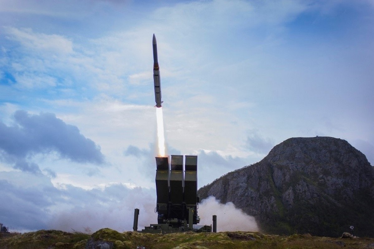 AMRAAM-ER wind tunnel testing moves missile closer to production